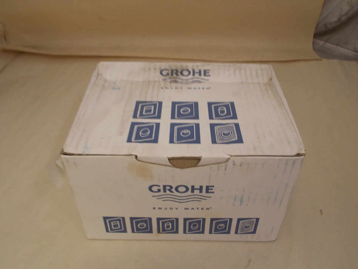 GROHE 38765000 Nova Cosmopolitan Actuation Plate - Chrome